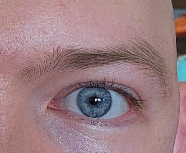 Eyebrow tips? | Scrolller