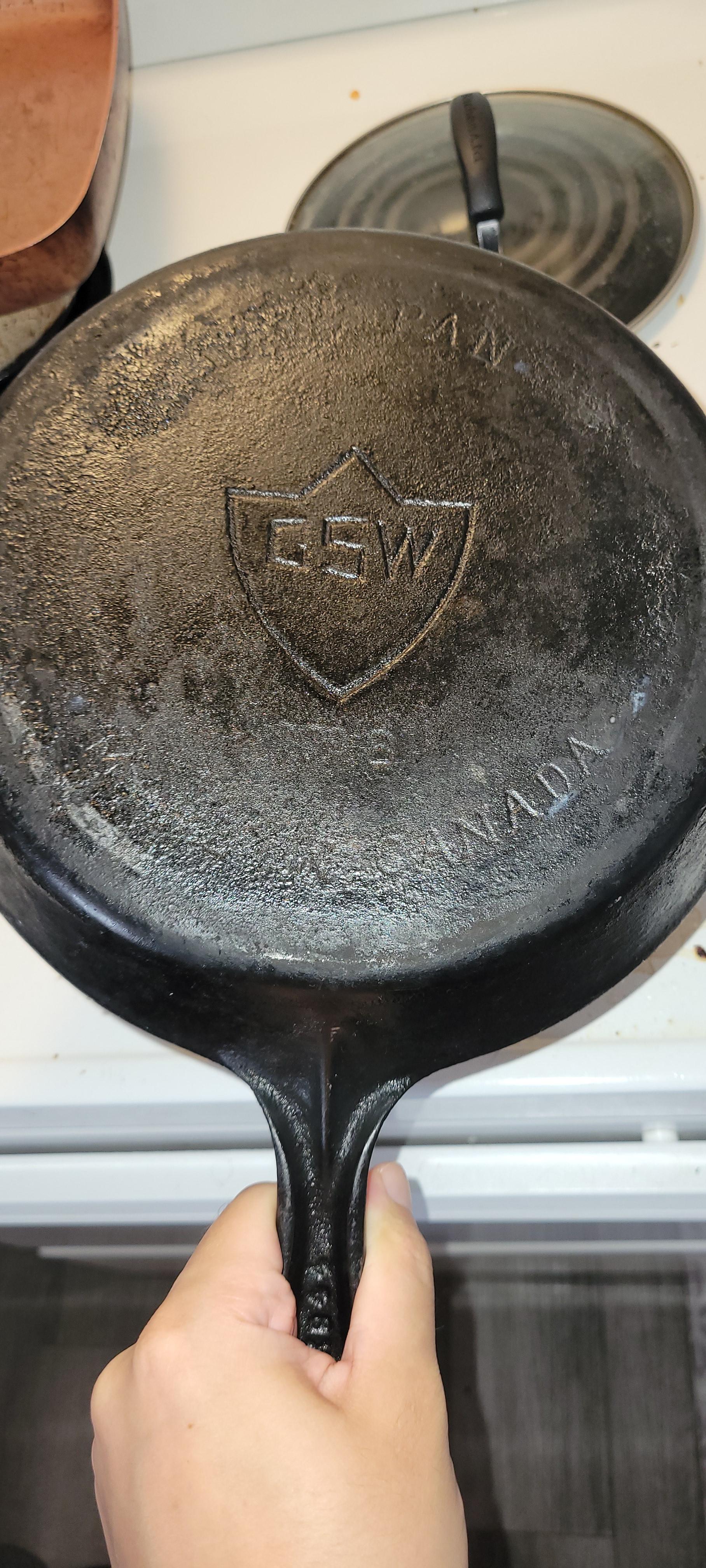 GSW Cast Iron Pan | Scrolller