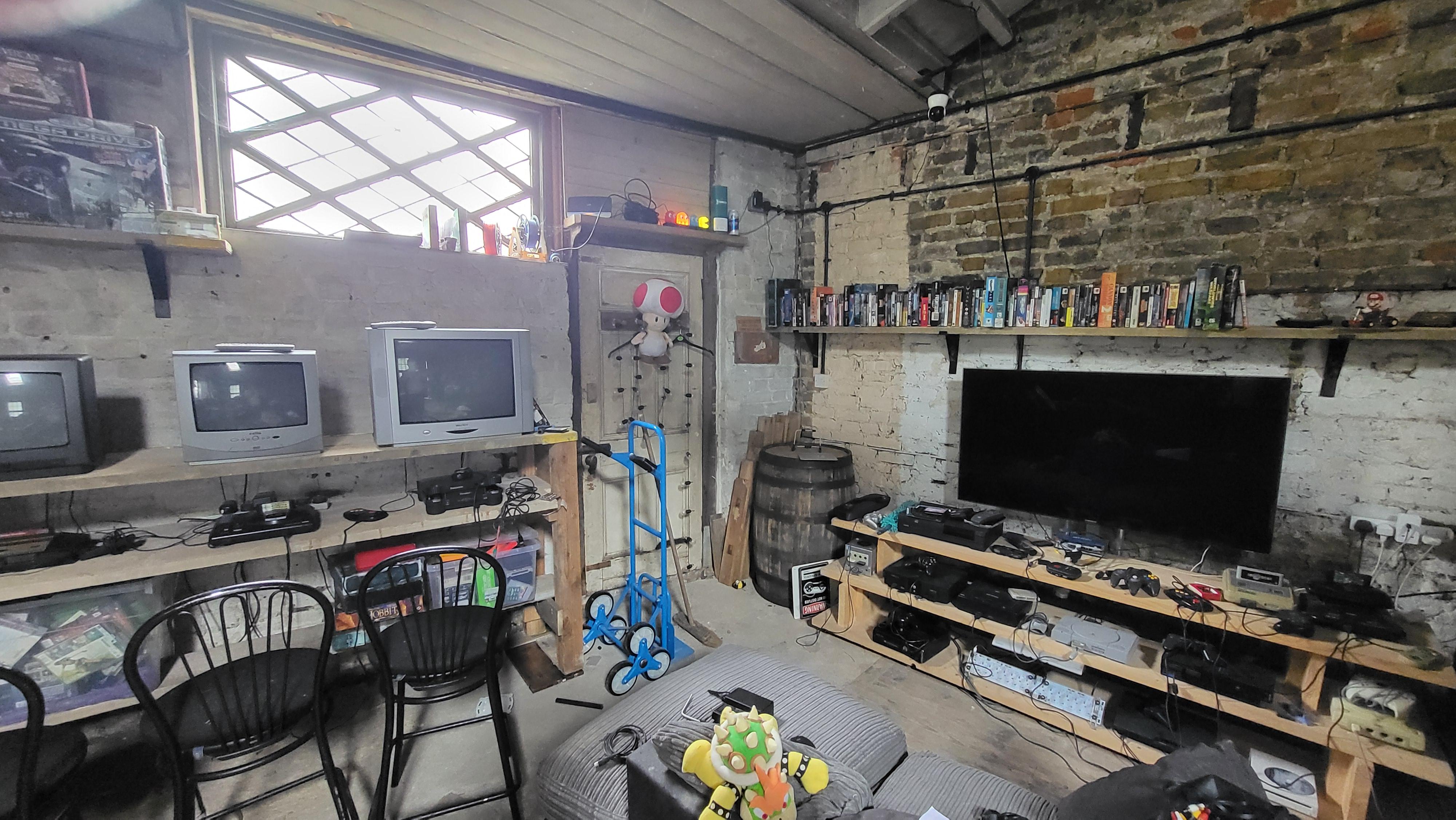 Mancave is almost finished. | Scrolller