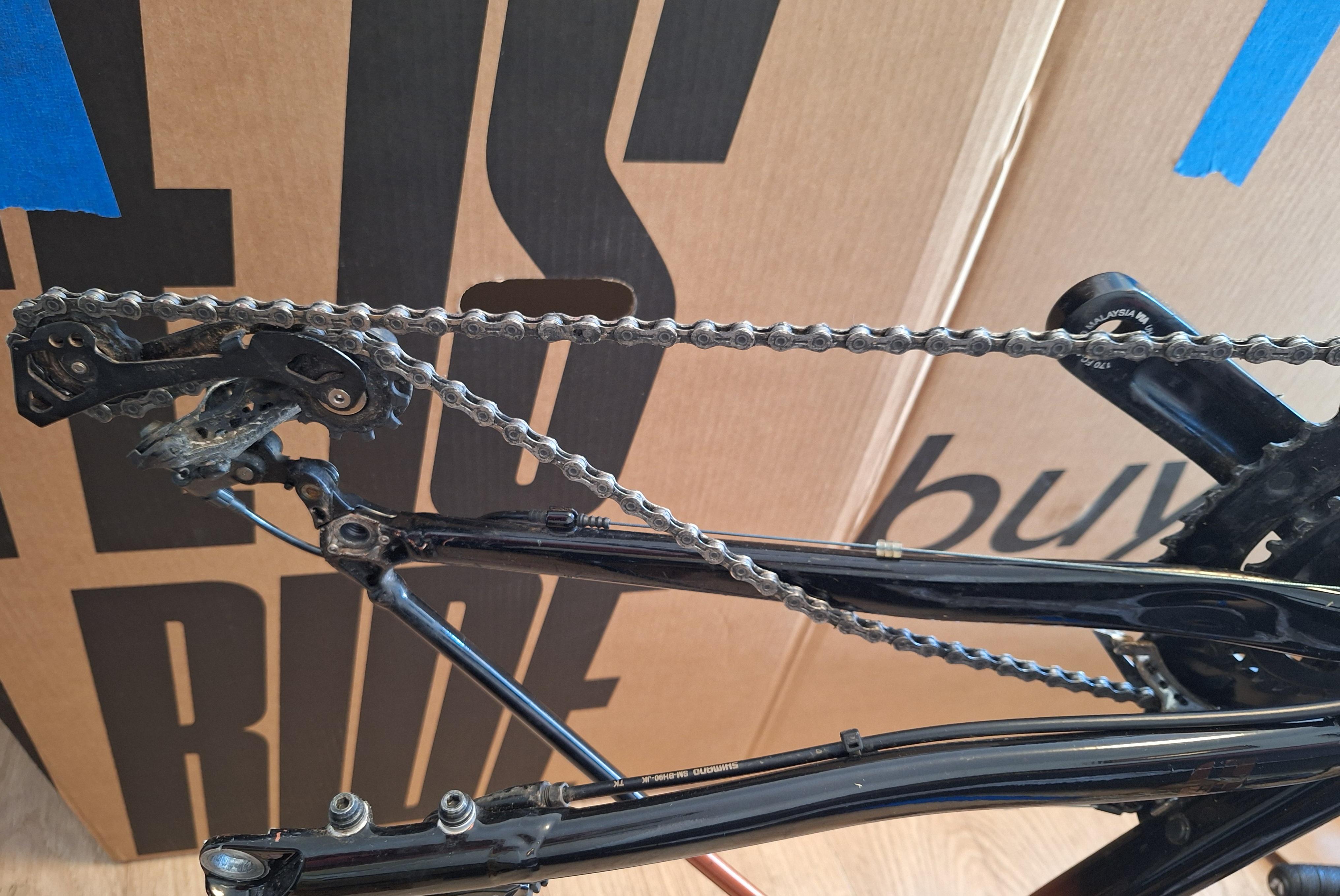 Help installing rear wheel | Scrolller