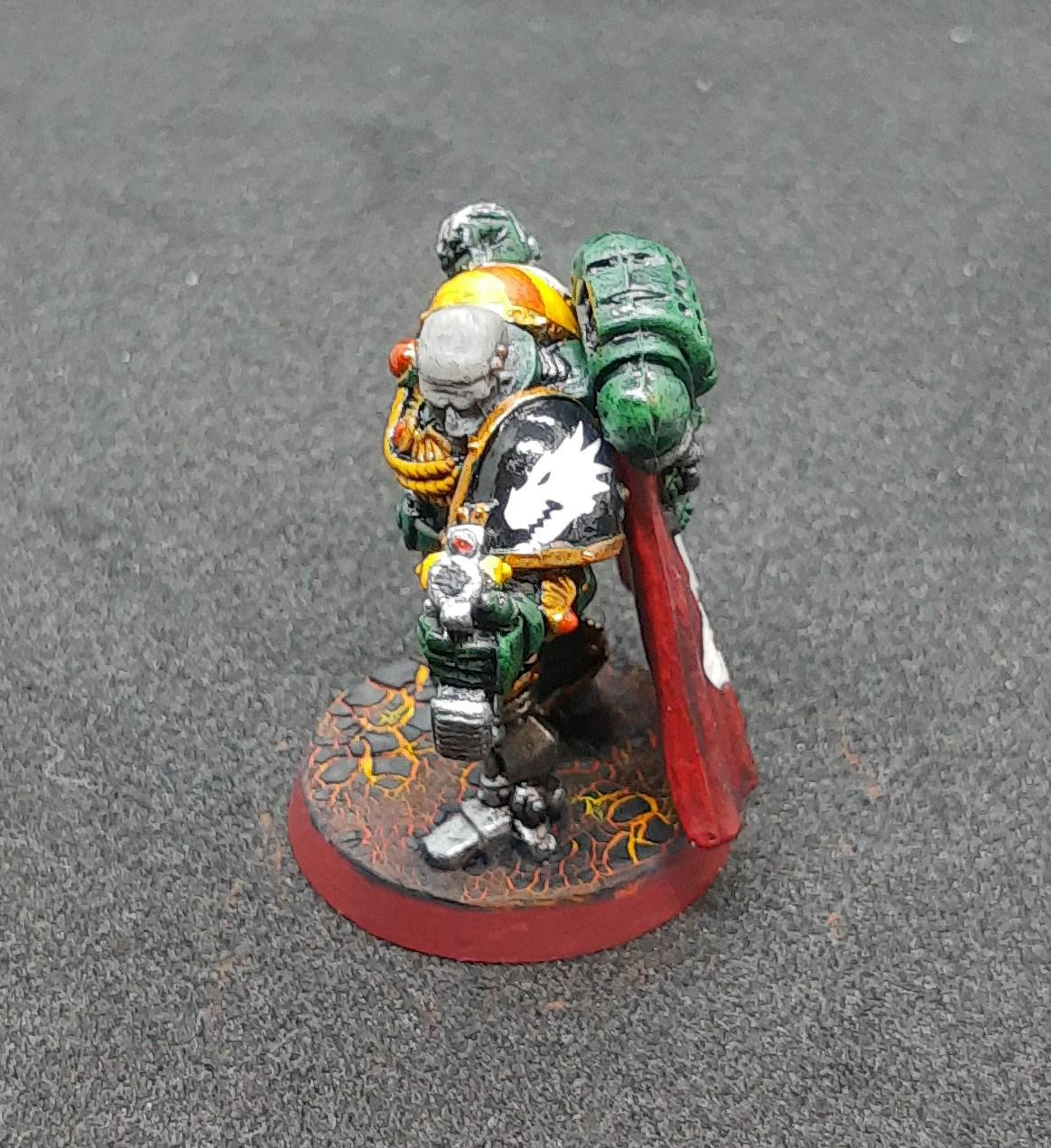 Oldhammer Salamanders captain in metal | Scrolller