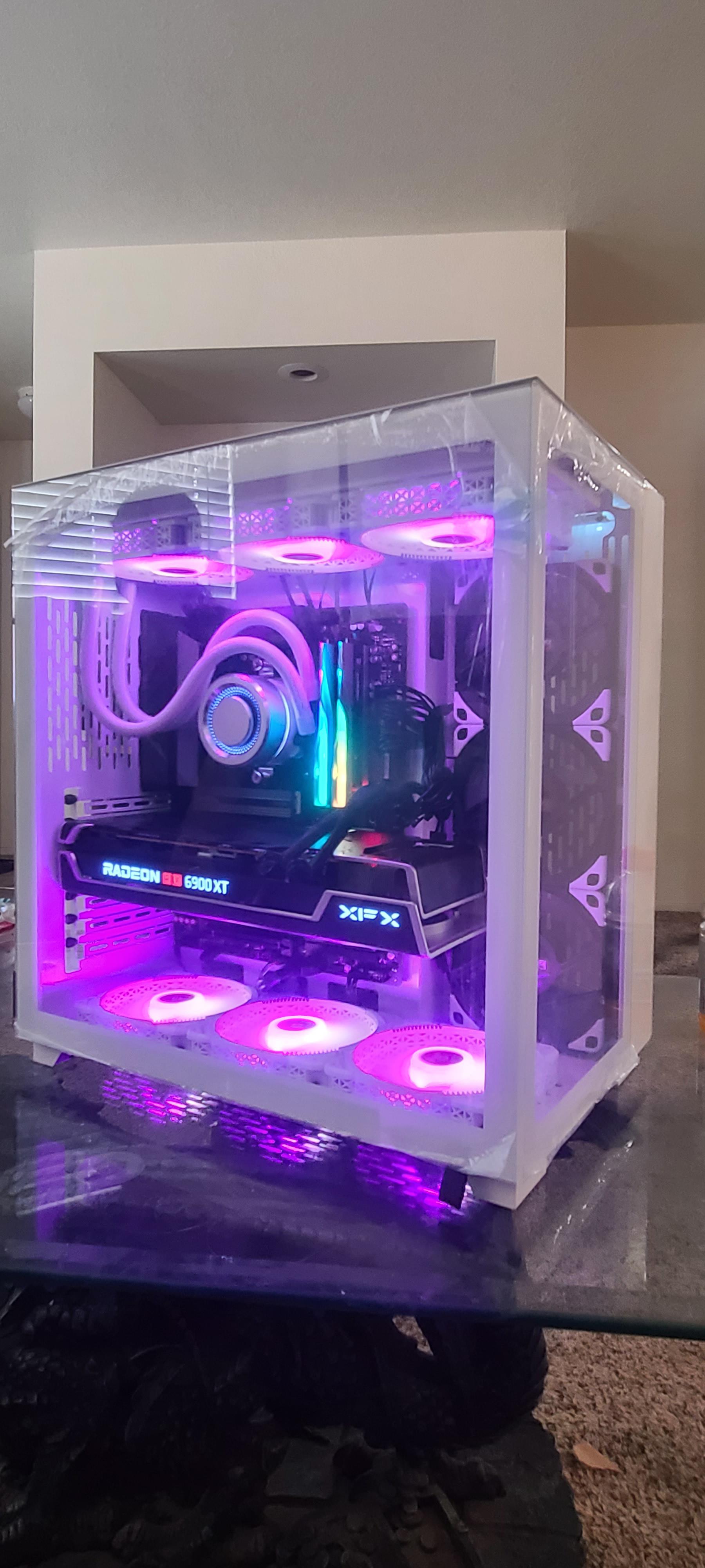 Building a customer's pc. It's been really fun so far. | Scrolller