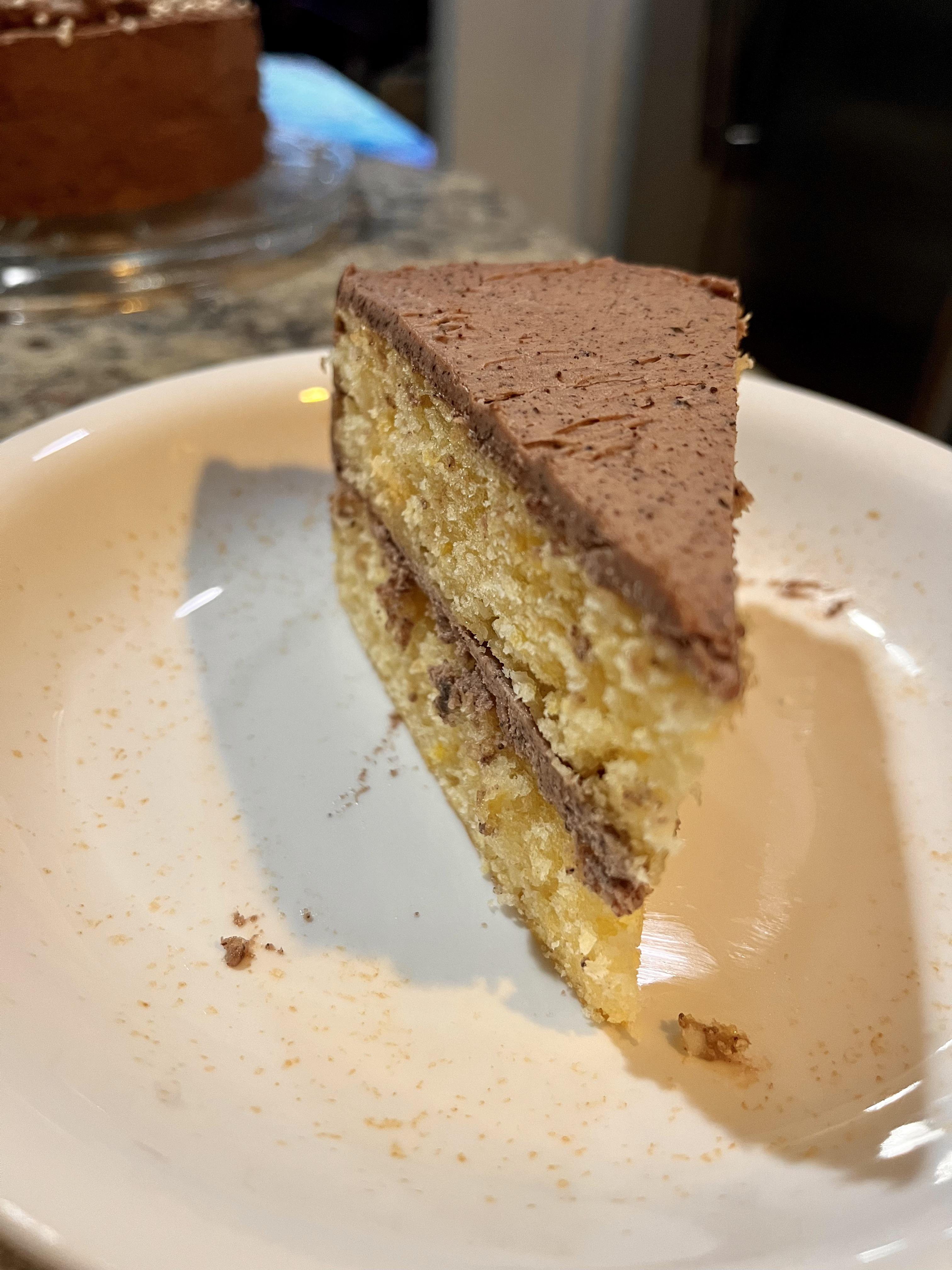 [homemade] Vanilla Pop Cake with Chocolate Nib Buttercream | Scrolller