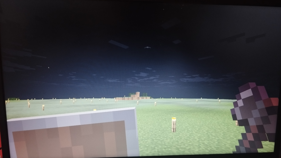 Why is my hud slowly disappearing? | Scrolller