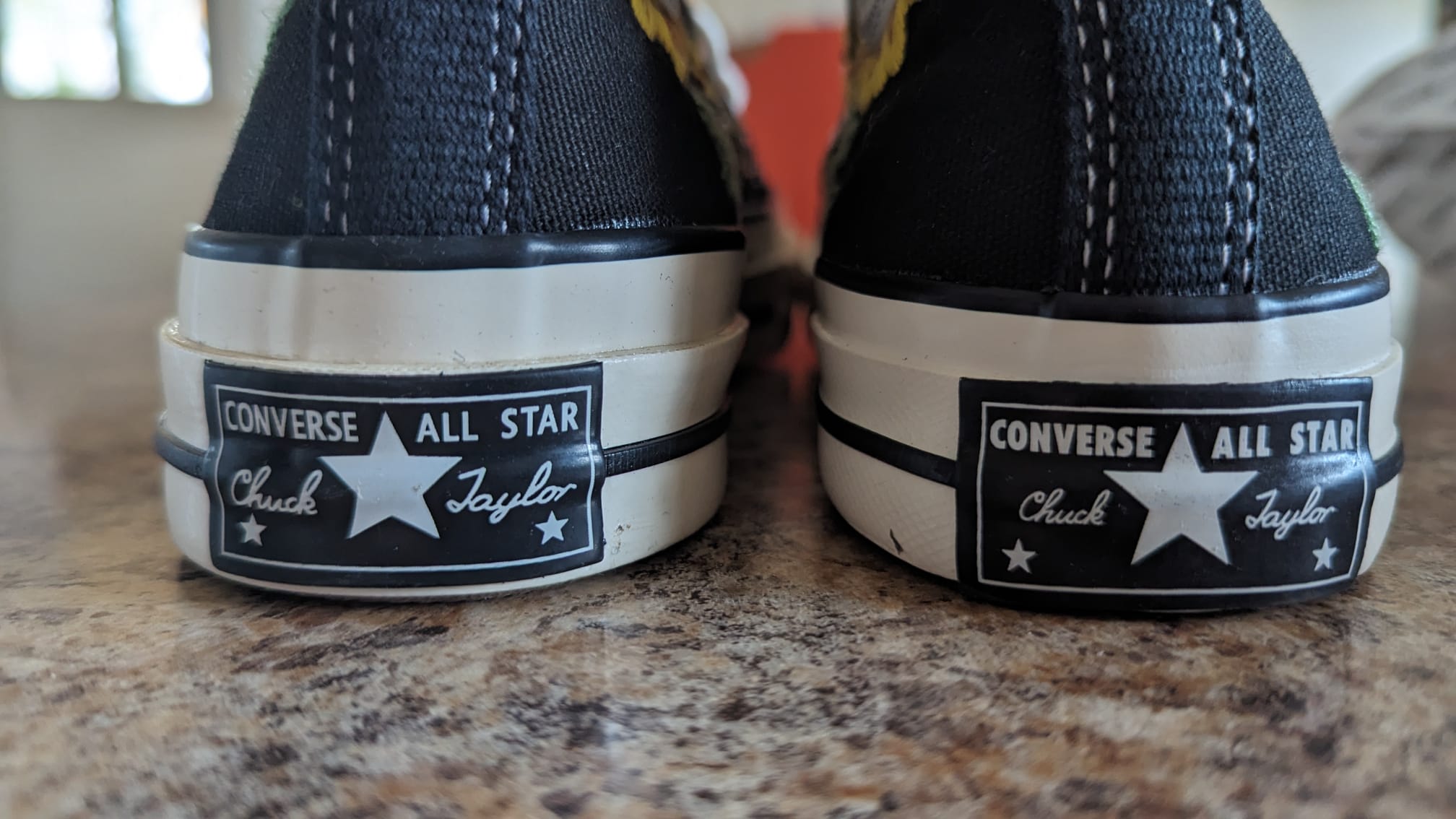 Are these fake converse? | Scrolller