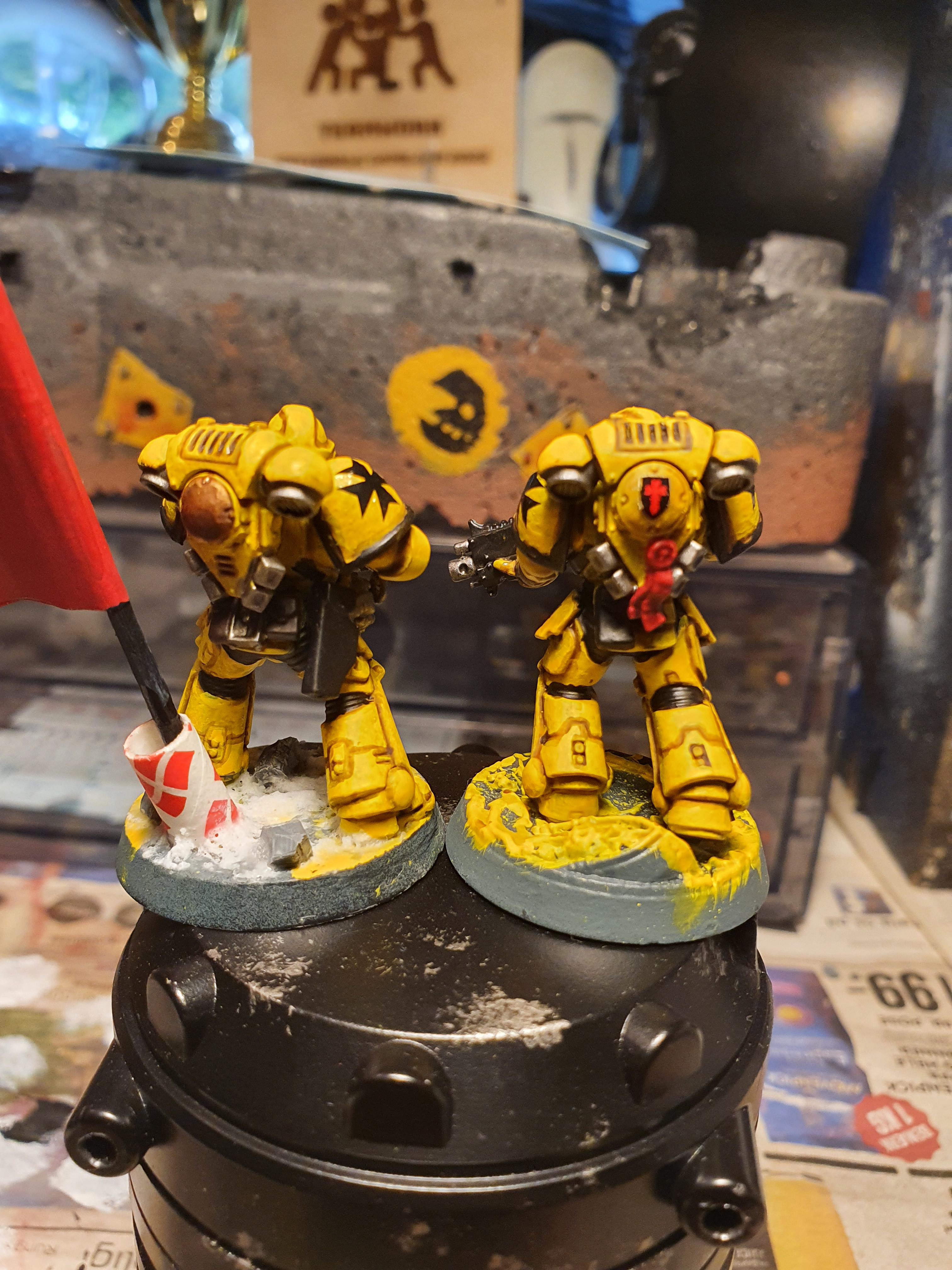 Only bases left | Scrolller