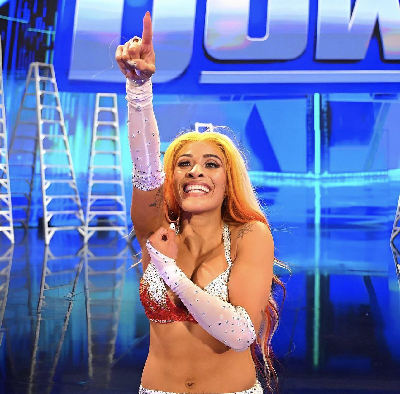 Zelina Vega | Scrolller