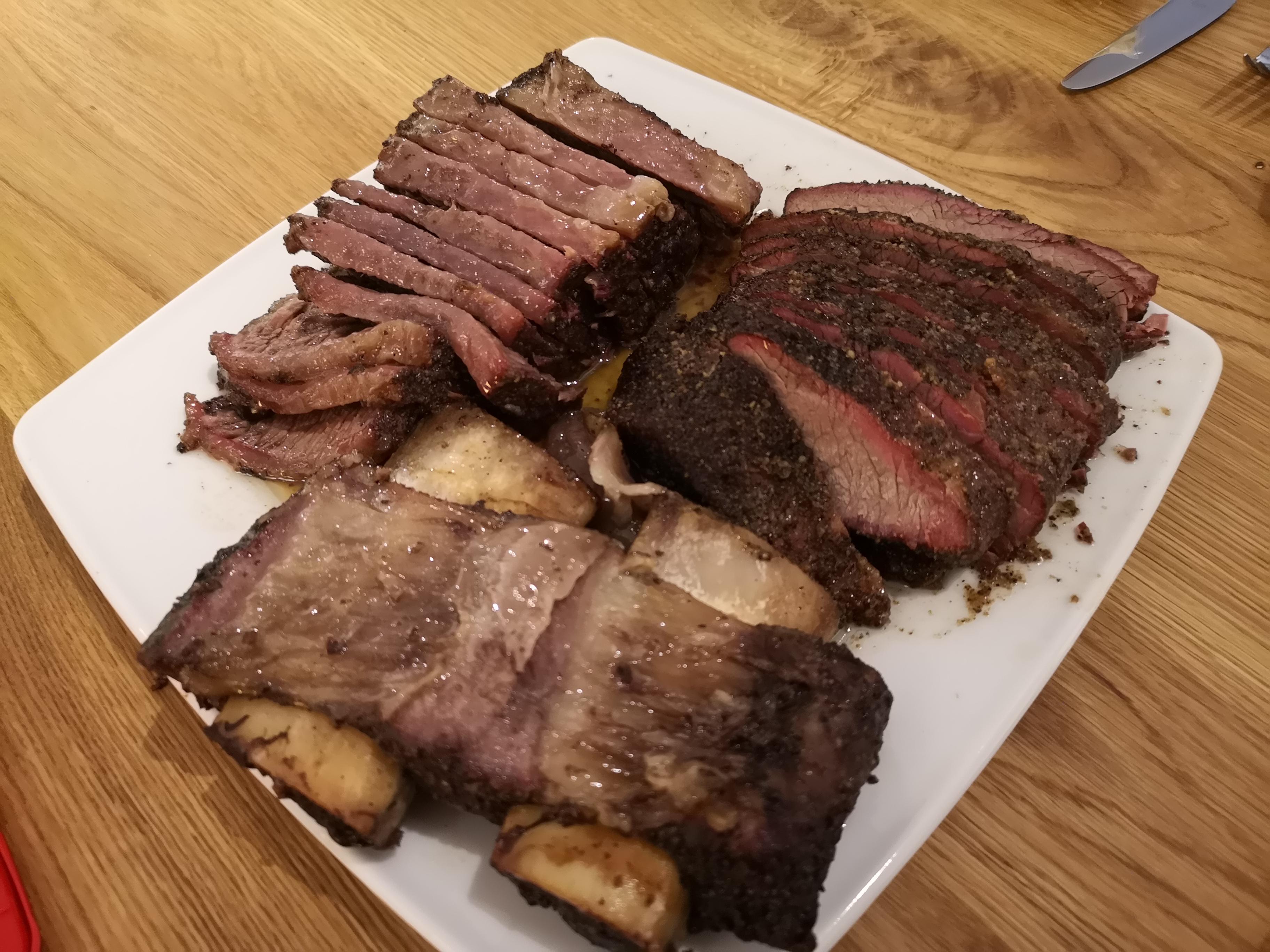 Beef Ribs from the Kamado | Scrolller