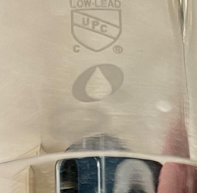 Help identifying kitchen faucet | Scrolller