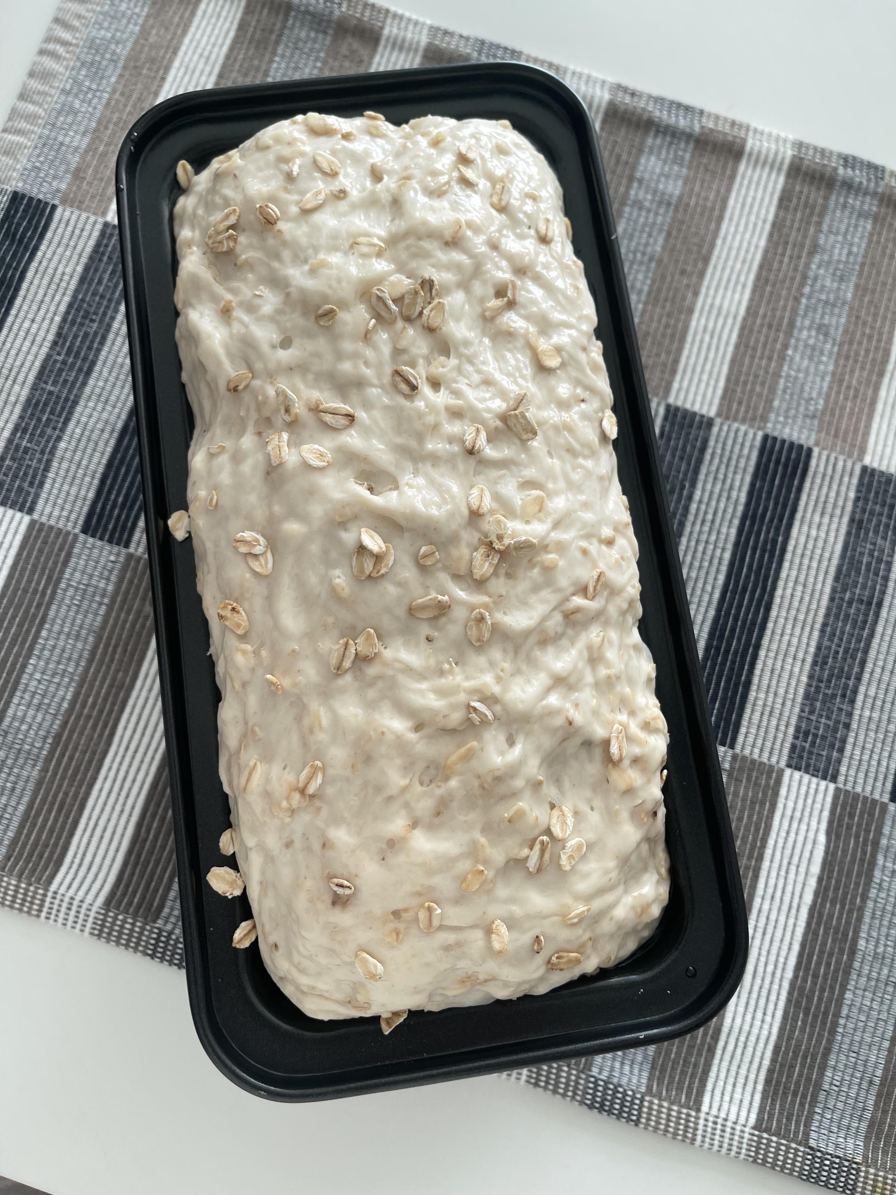 [homemade] Oatmeal Bread | Scrolller