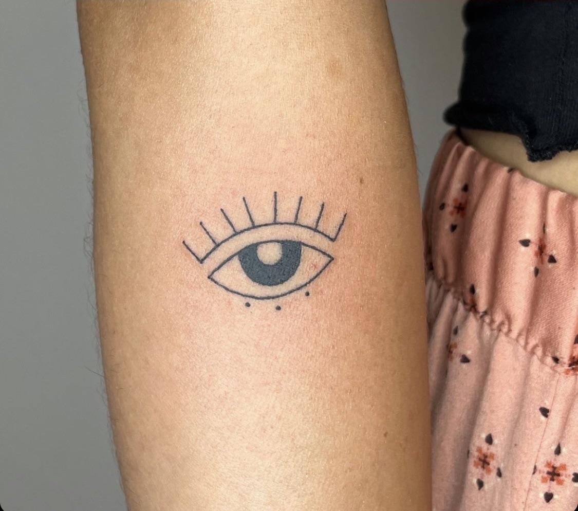 Normal spreading? | Scrolller