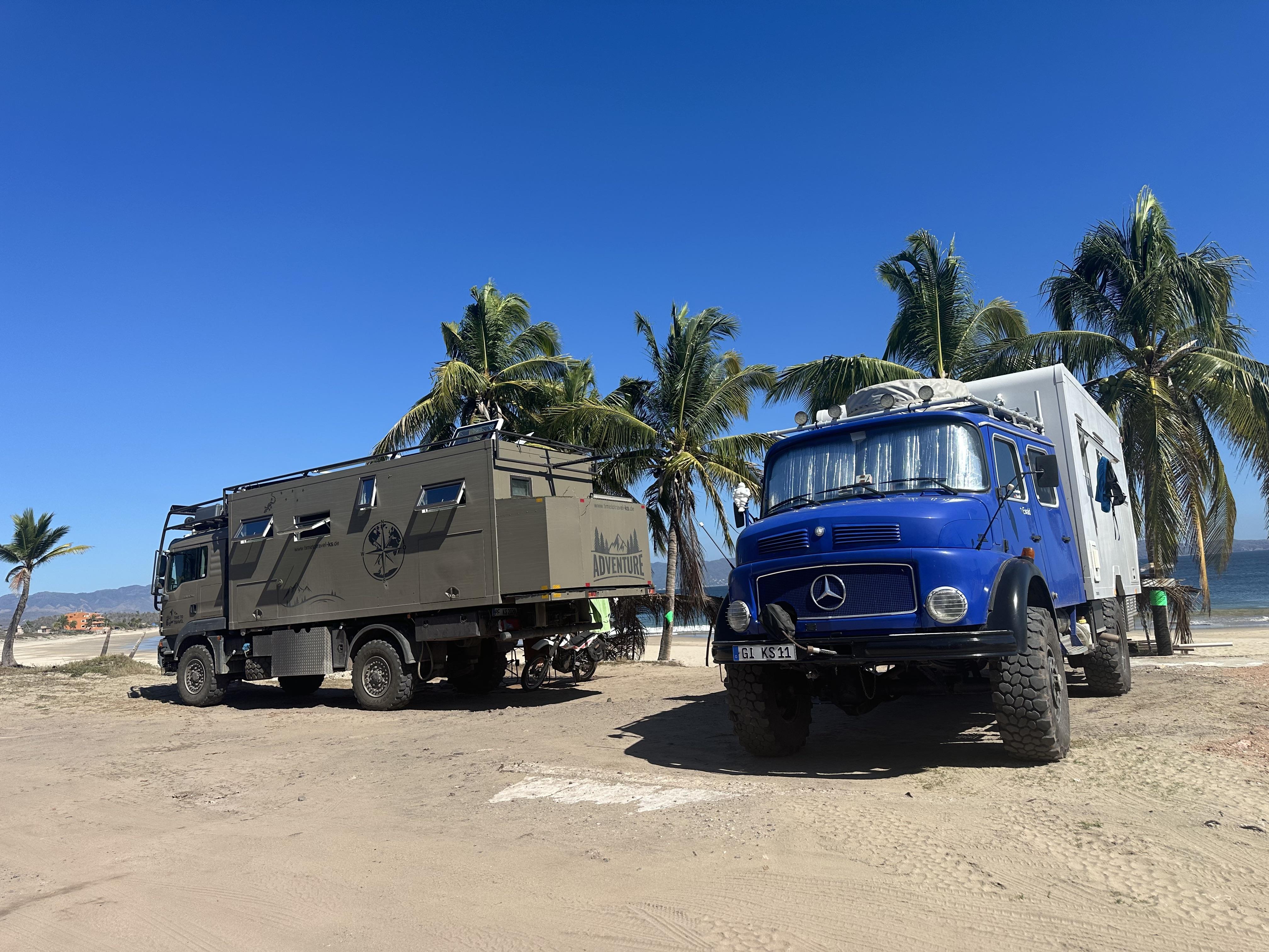 Custom ex Fire Trucks | Scrolller