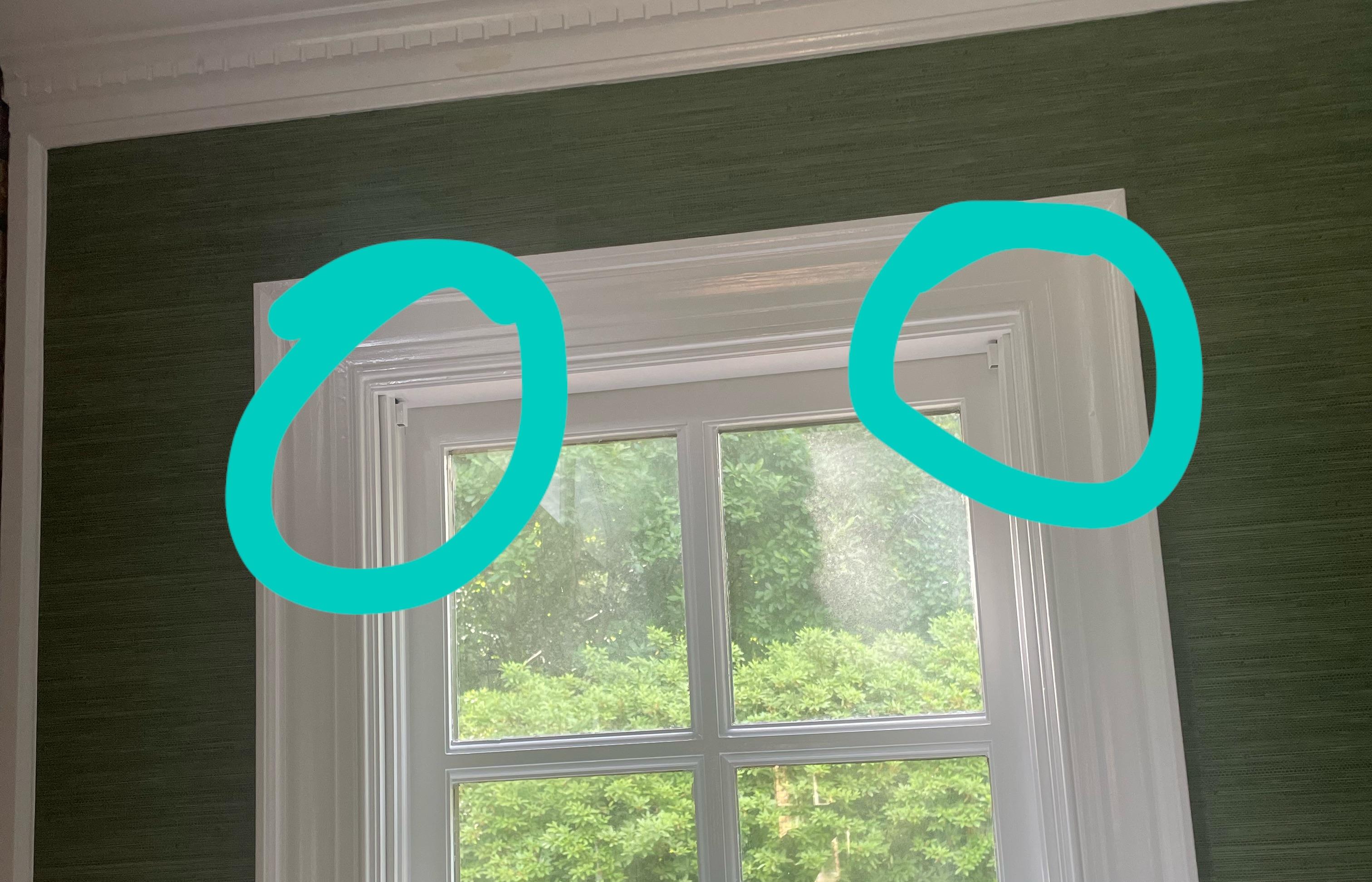 What is this thing in my windows? | Scrolller