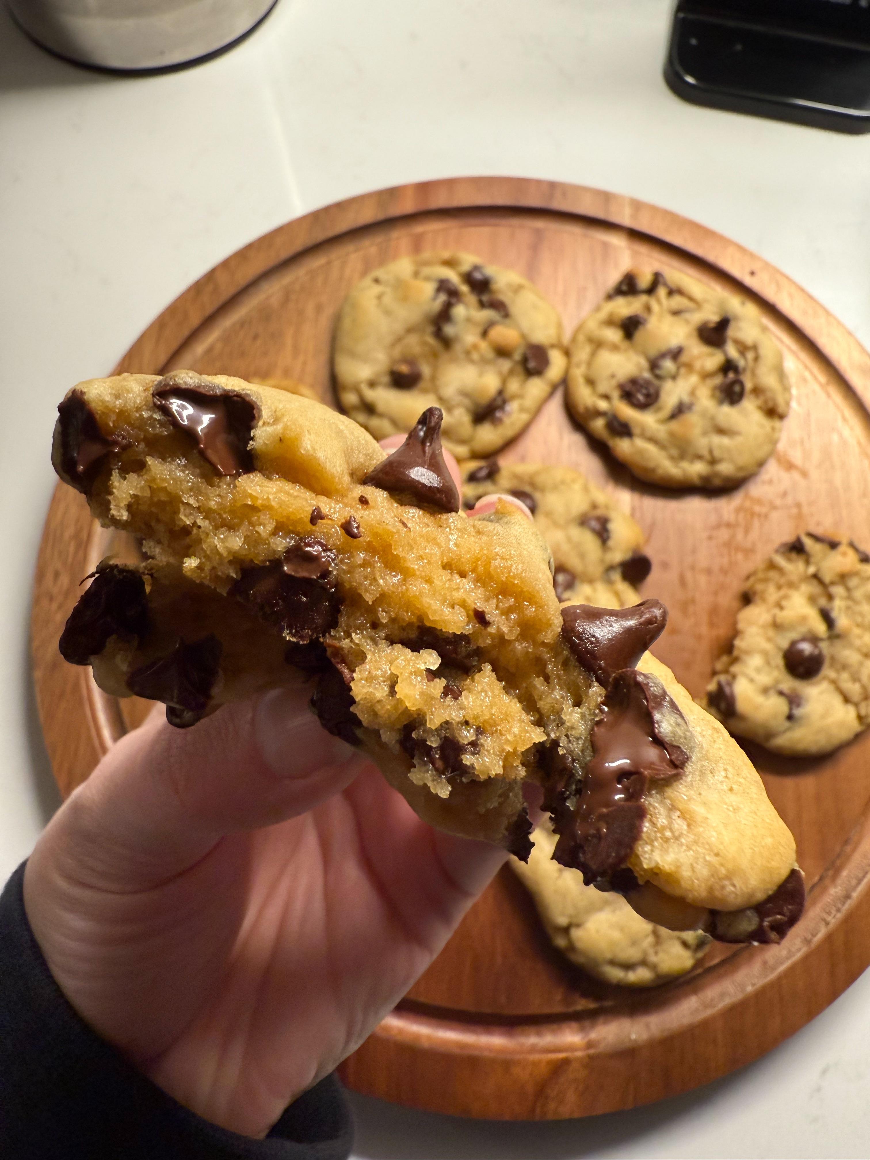 [homemade] chocolate chip cookies | Scrolller