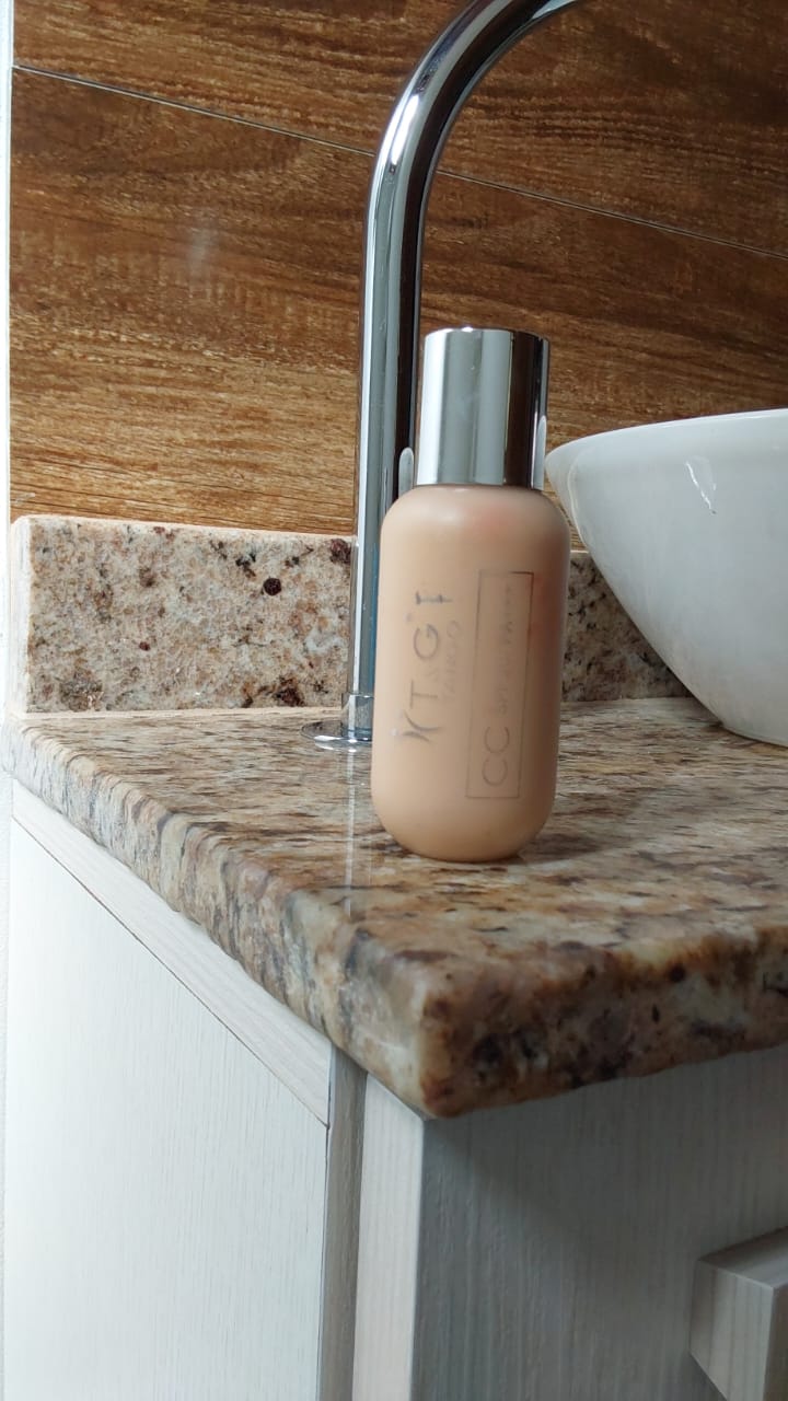 Anyone knows this foundation | Scrolller