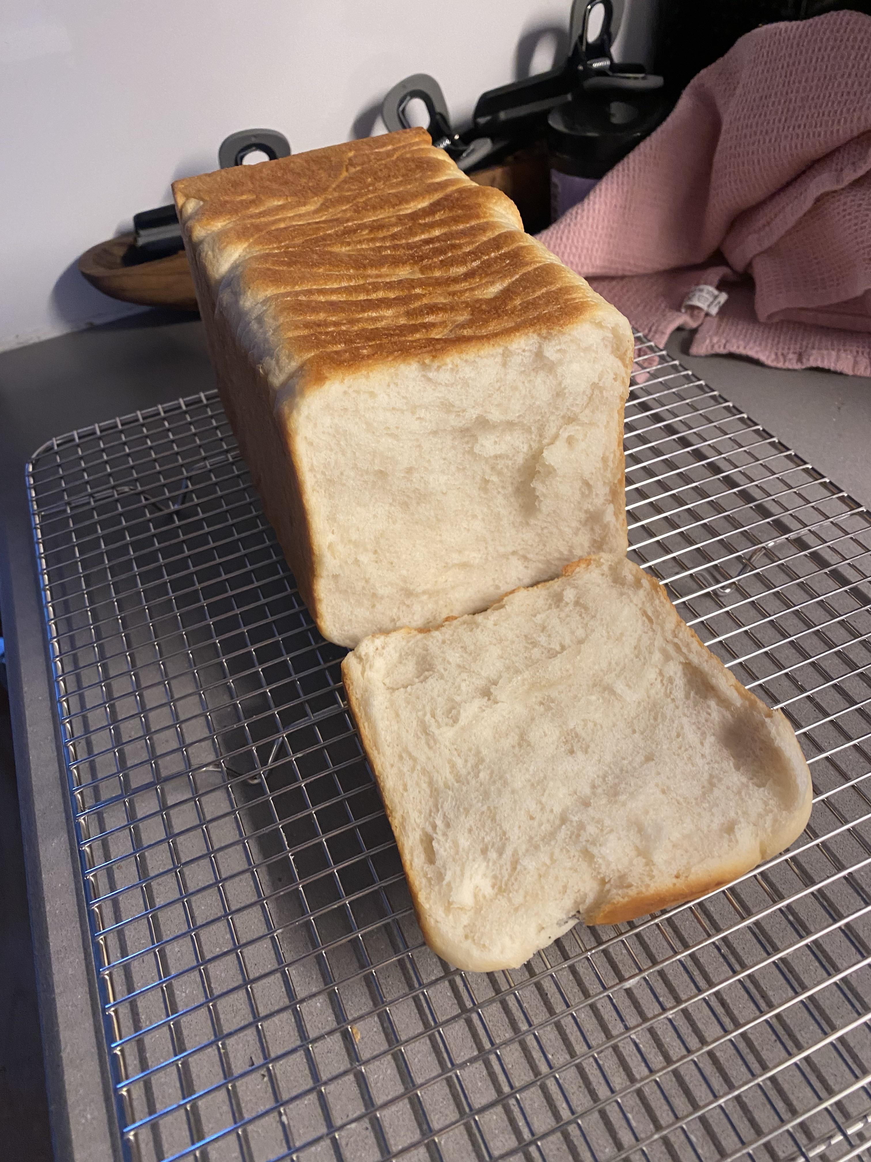 Pull-Apart Japanese Milk Bread | Scrolller