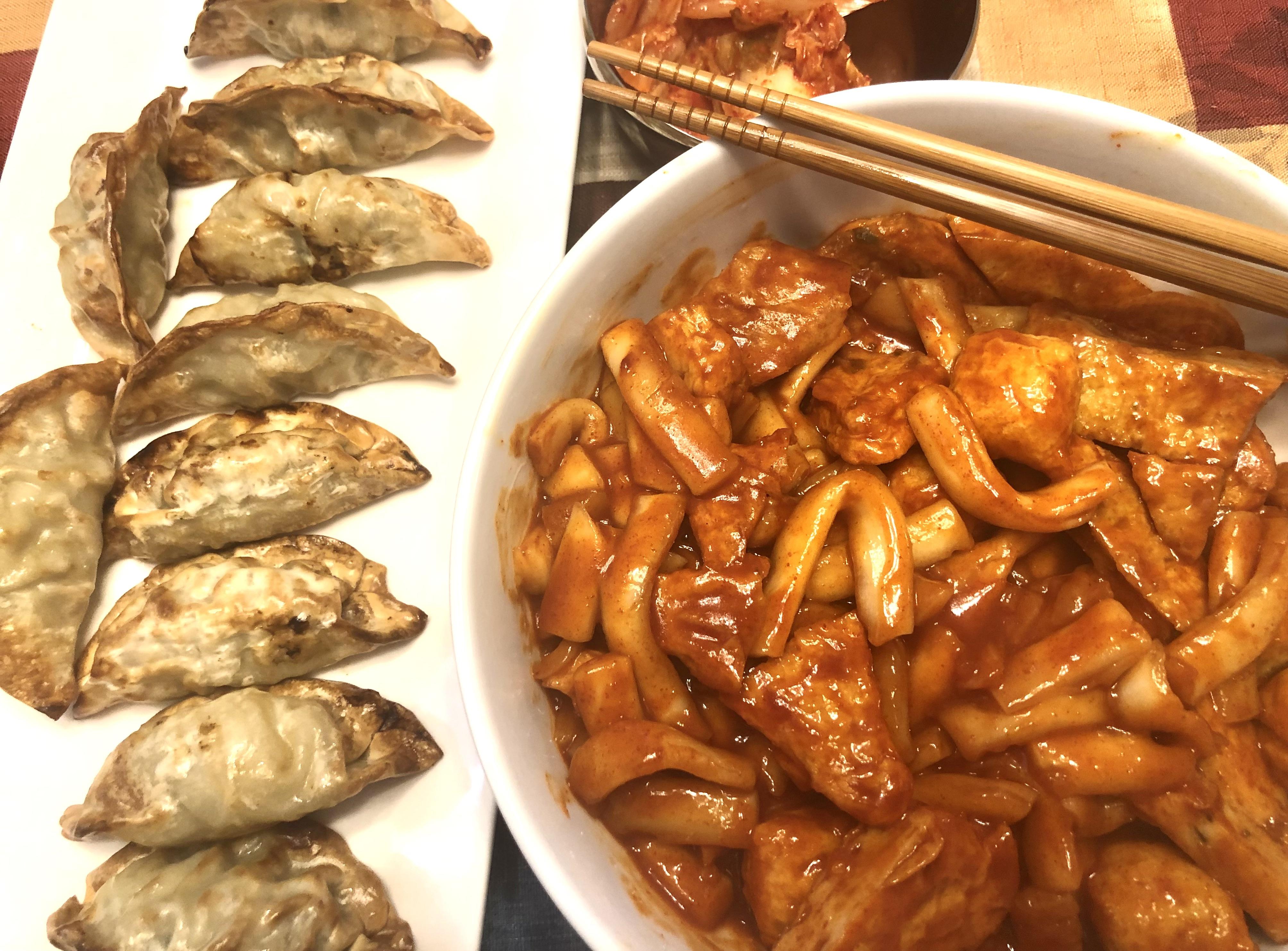 TTEOKBOKKI | Scrolller