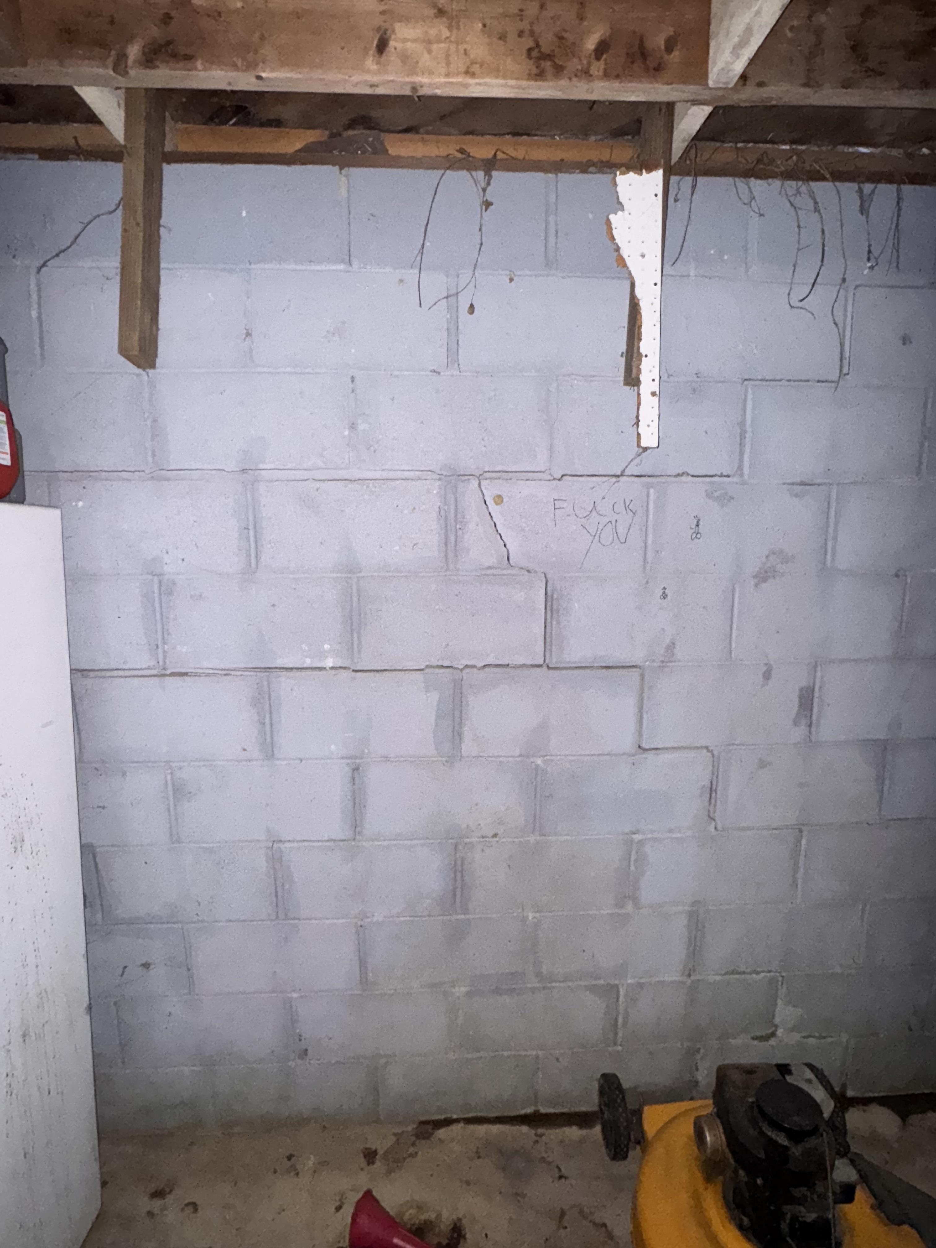 How serious is this foundation damage? | Scrolller