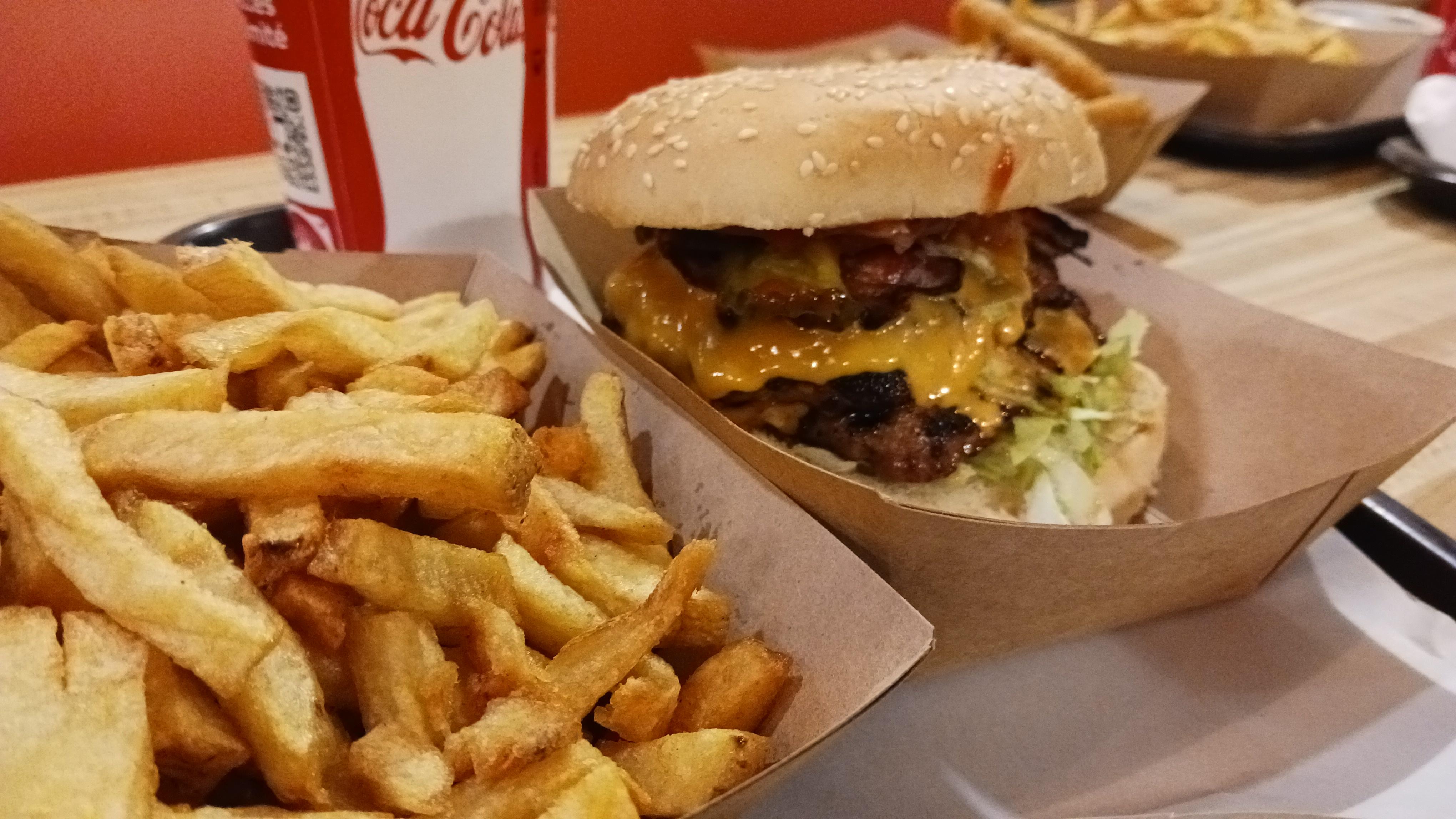 [I ate] at golden star and got the all-star deluxe double | Scrolller