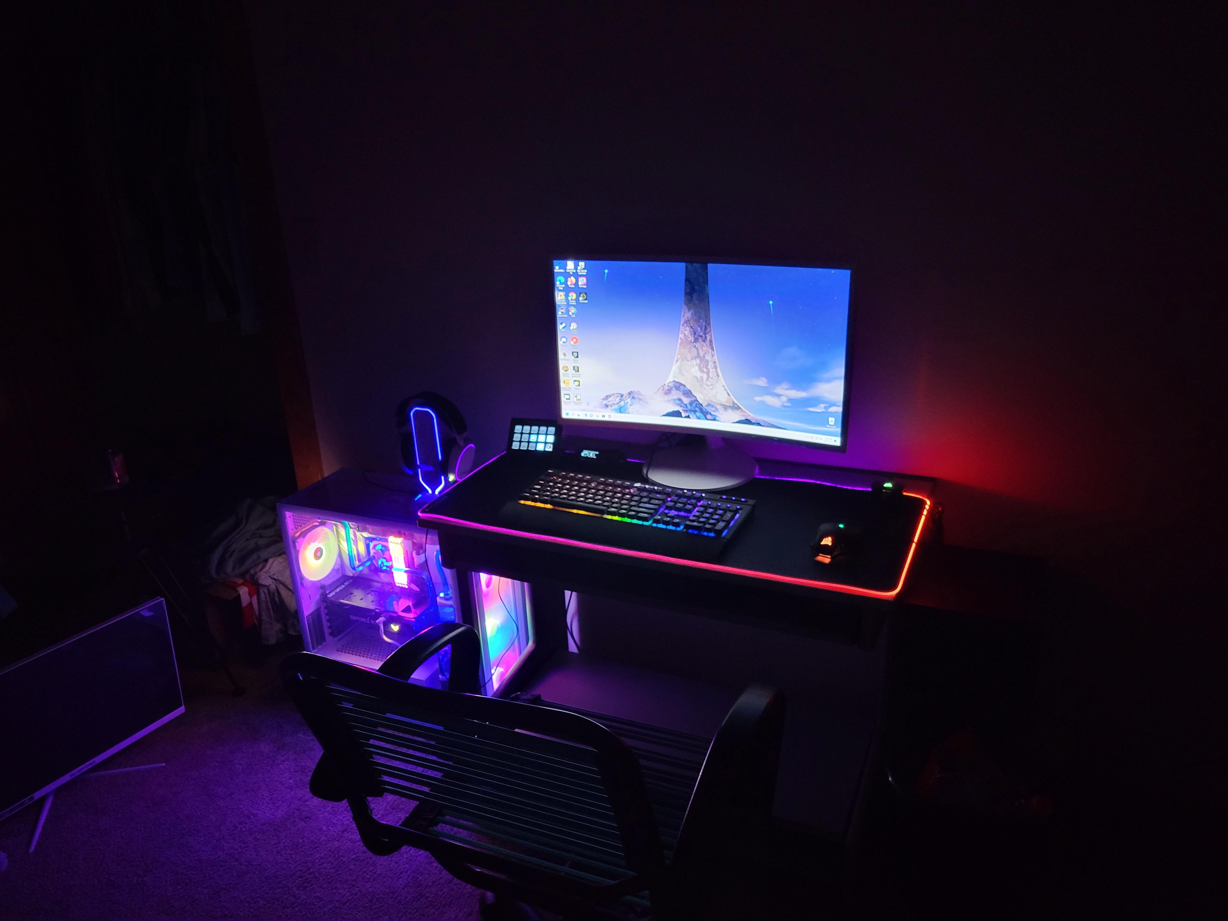 First computer and custom loop | Scrolller