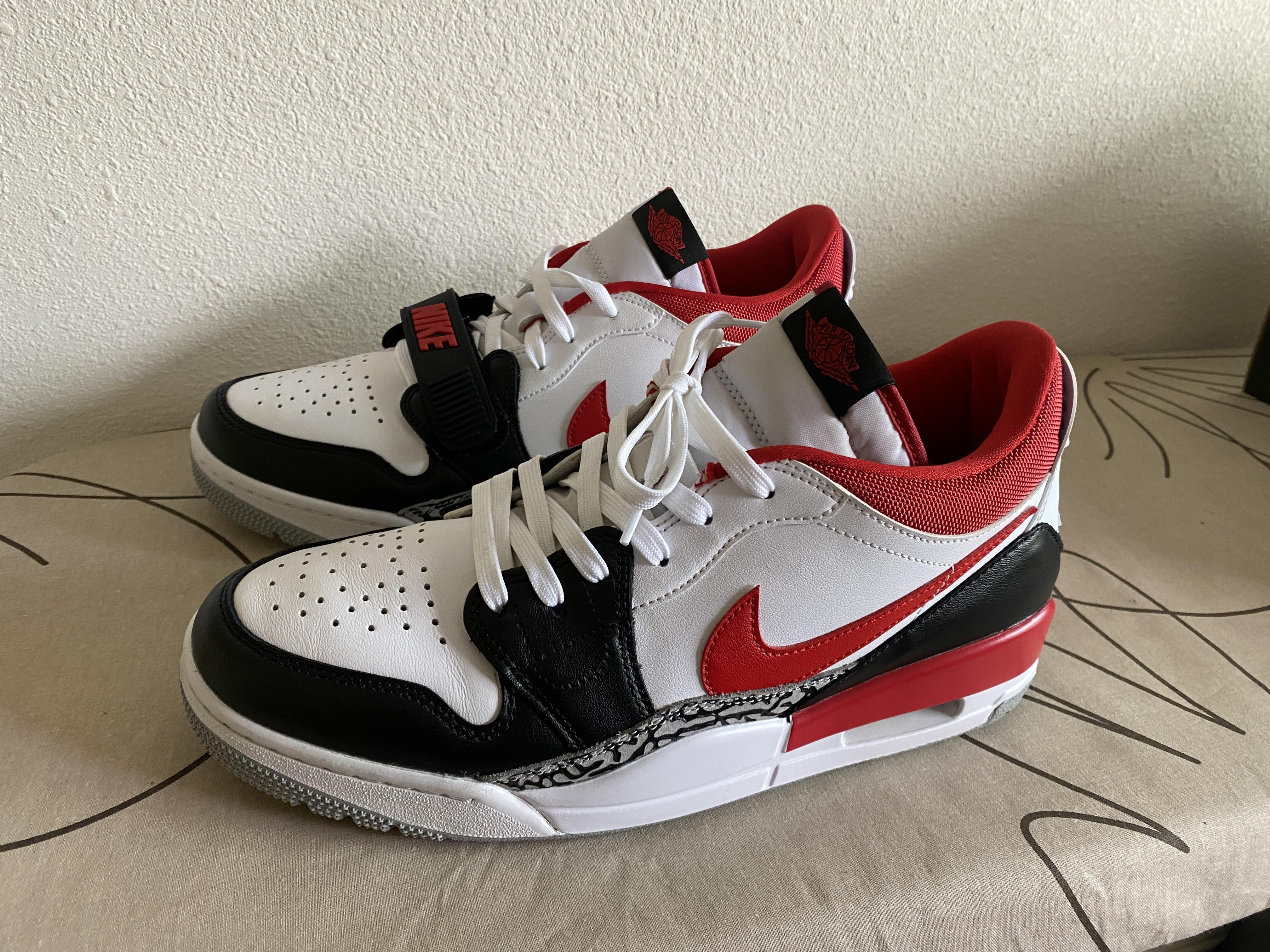 Legacy 312 strap removed. | Scrolller