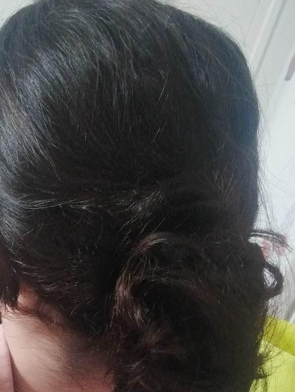 What color is my hair from different angles and light in different photos? | Scrolller