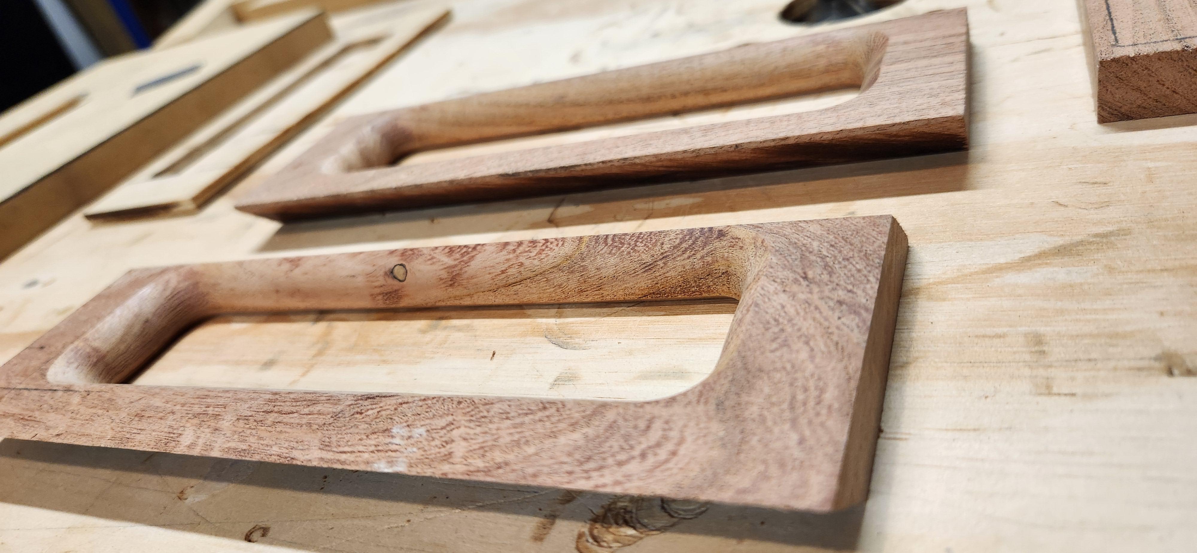 Mesquite and resin vertical case started! | Scrolller