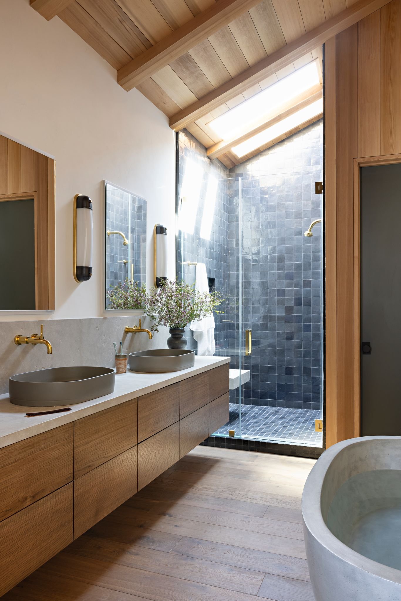 Zellige tile shower with skylights, Newport Beach, Orange County, California [1366x2048] | Scrolller