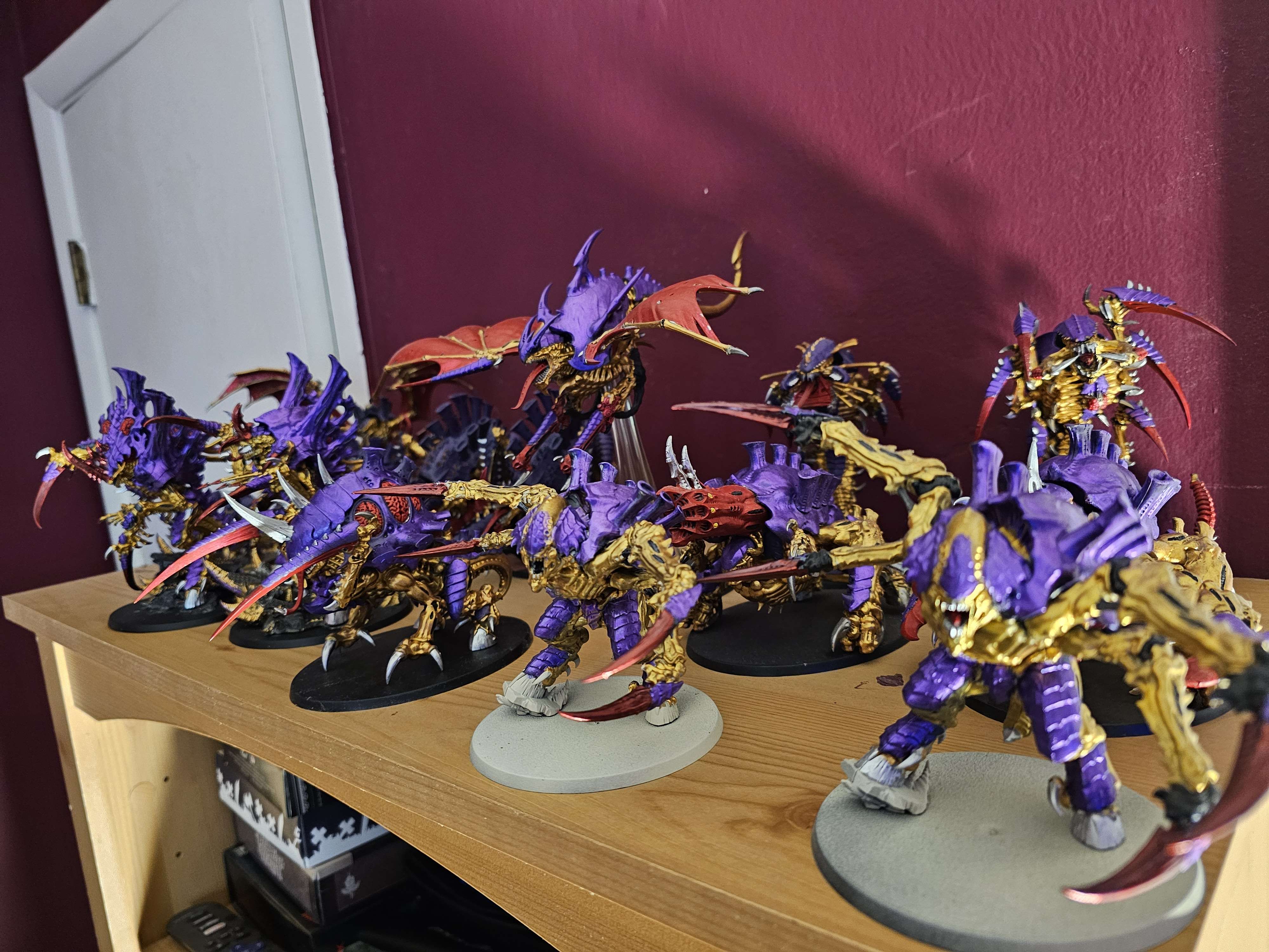 Work in progress on the big monsters of Hive Fleet Eldlich! | Scrolller