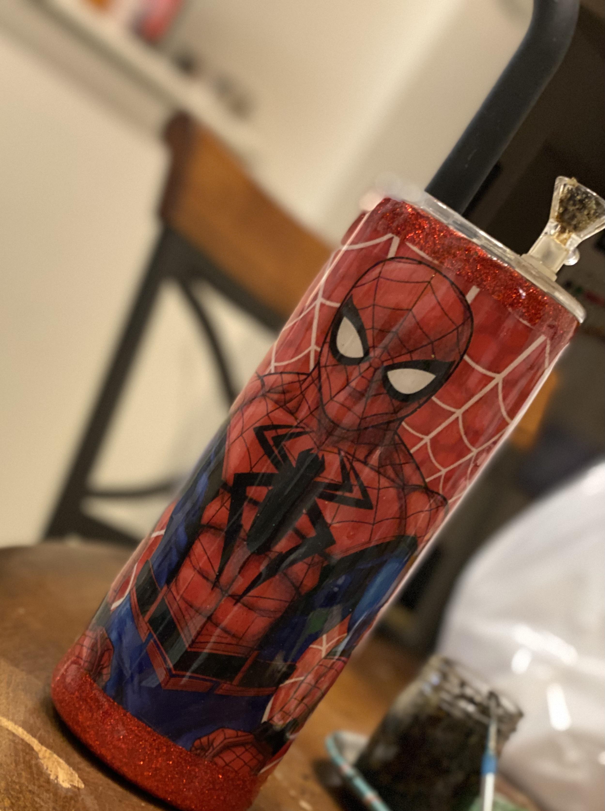 Spidey to the rescue | Scrolller