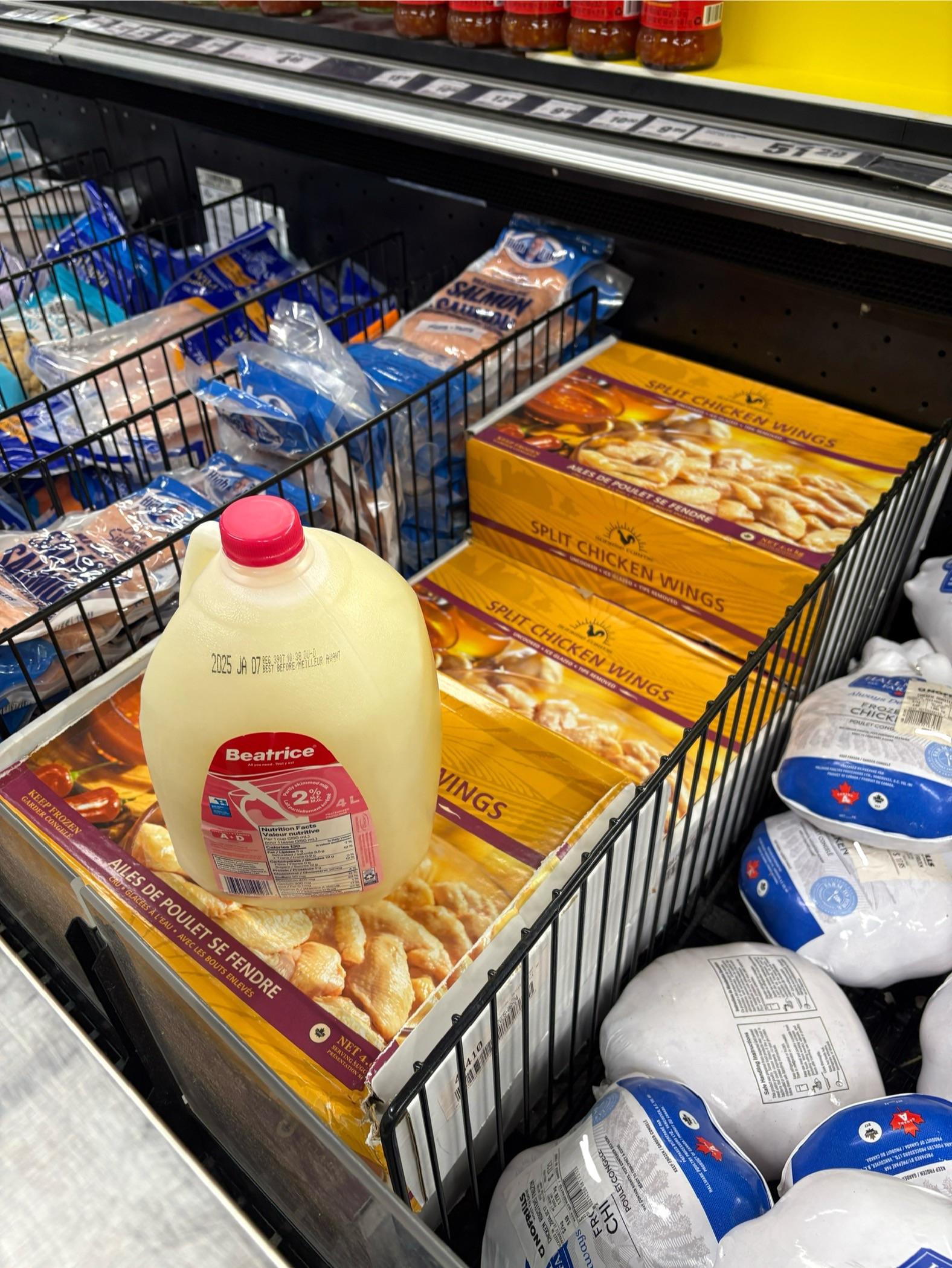 Customer leaves milk in the freezer | Scrolller