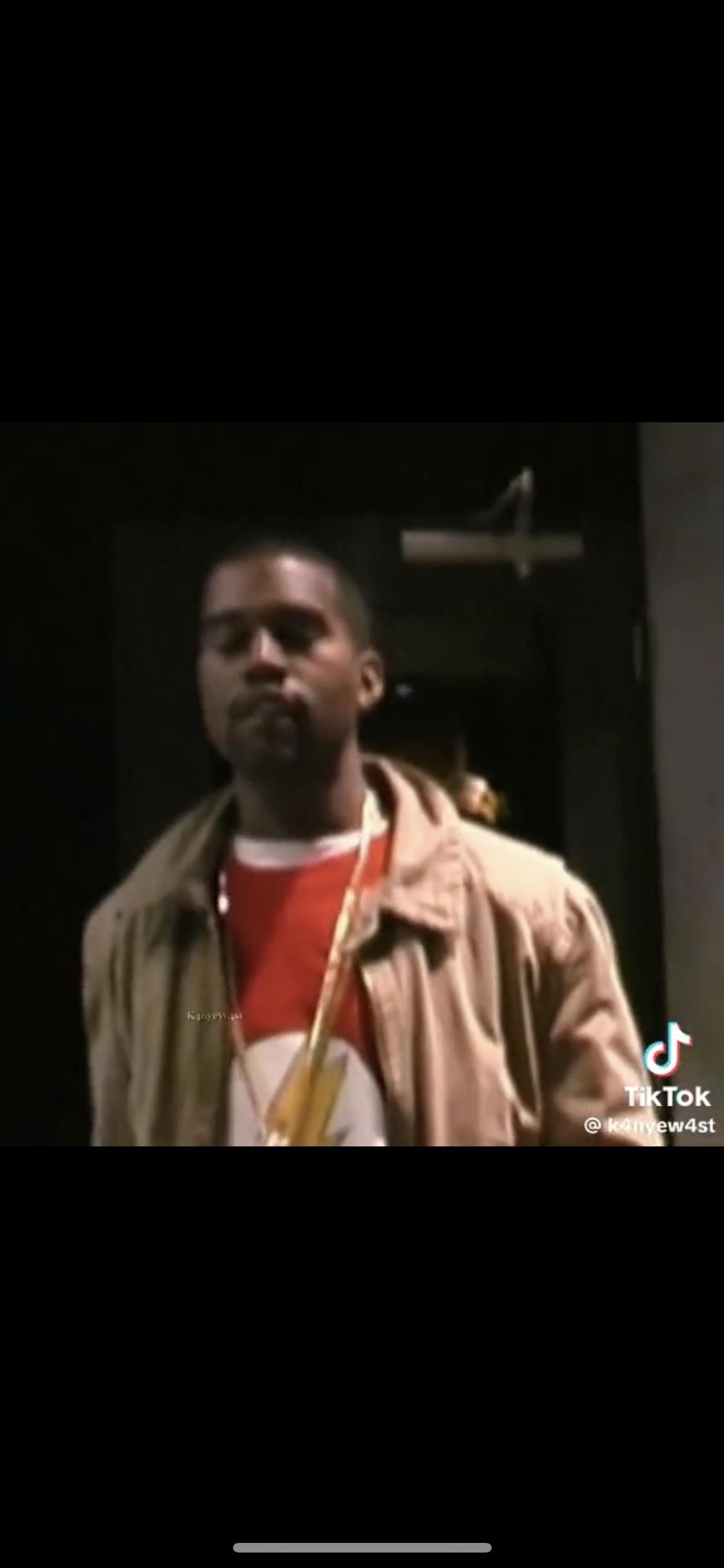 Kanye Flash | Scrolller