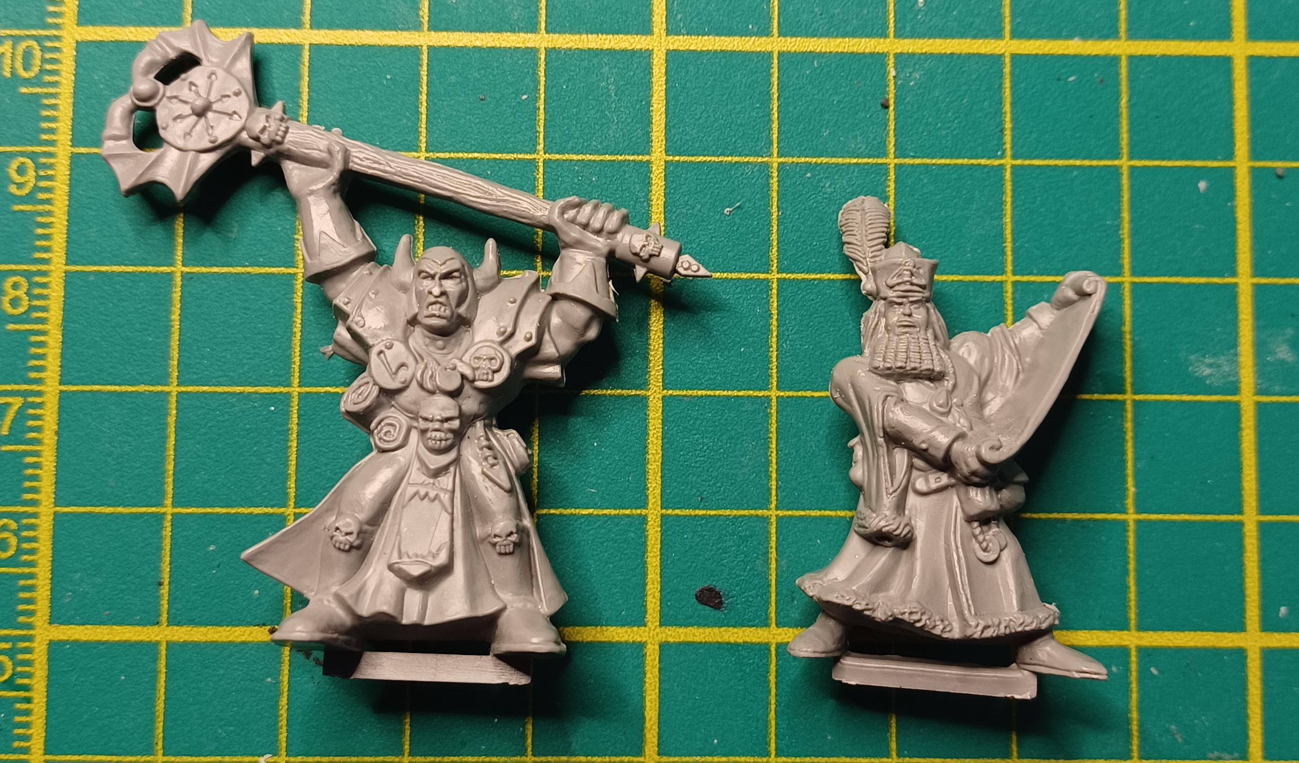 Need some help identifying these old models :) | Scrolller