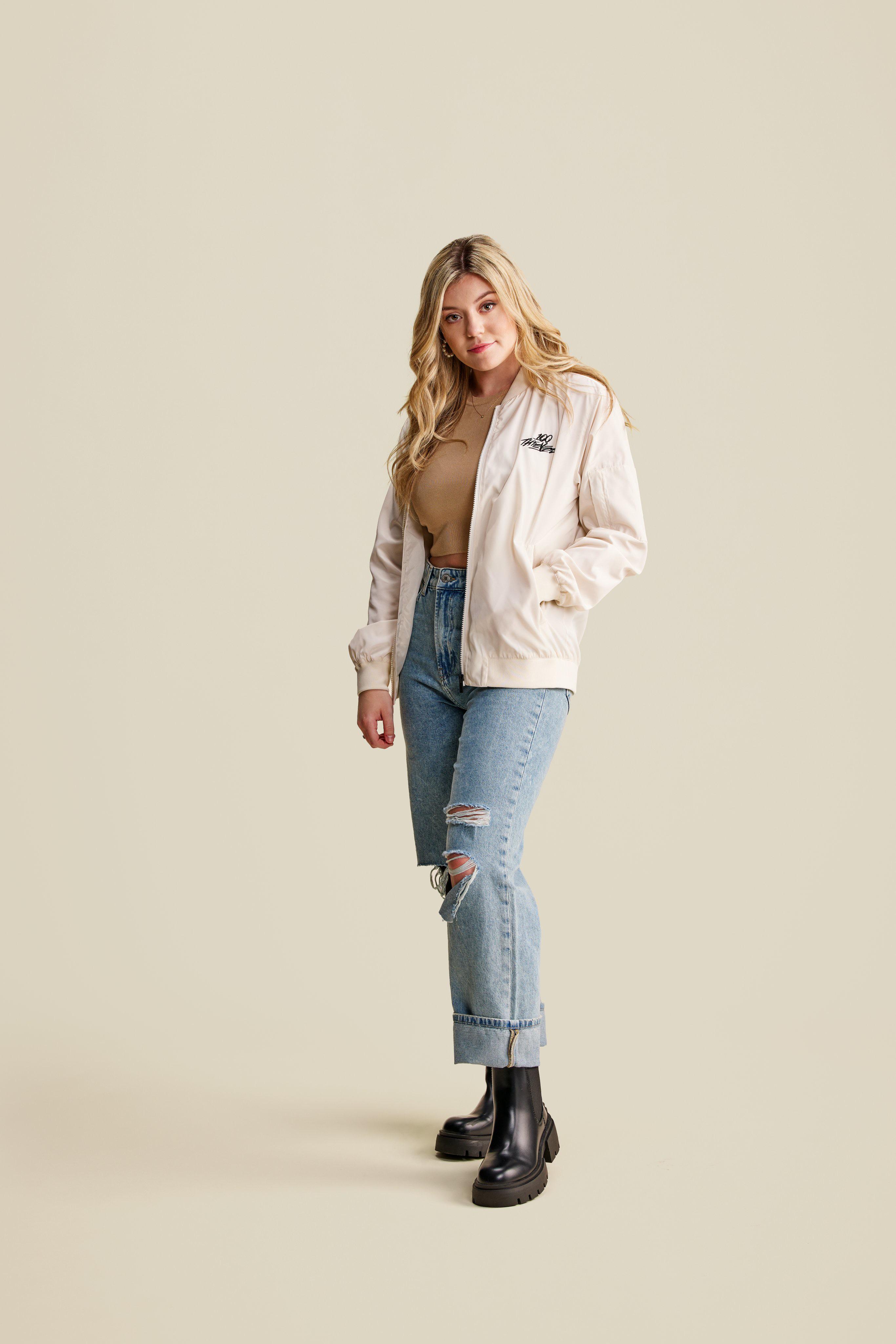 Brookeab | Scrolller