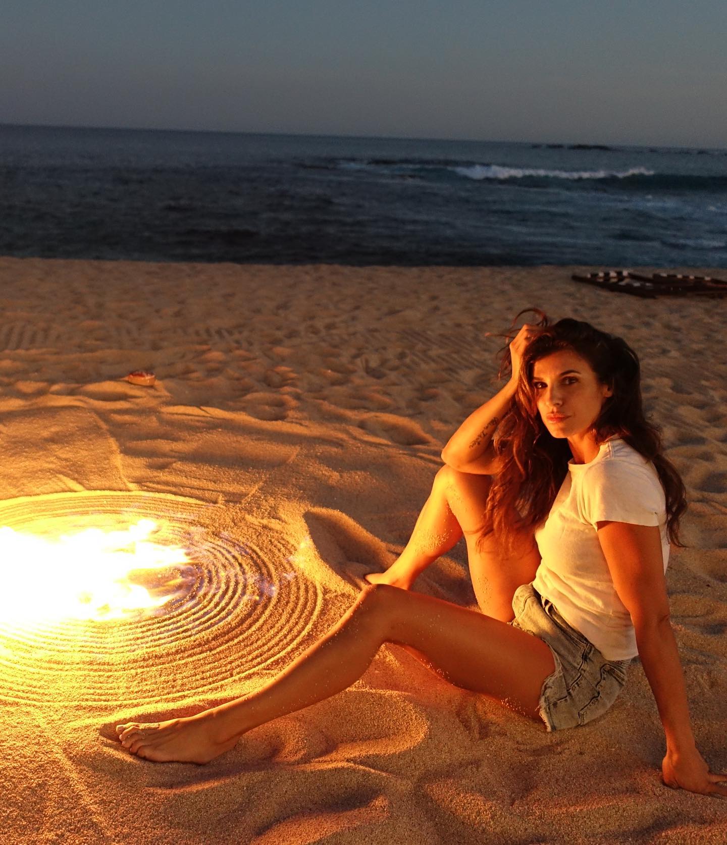 Elisabetta Canalis | Scrolller