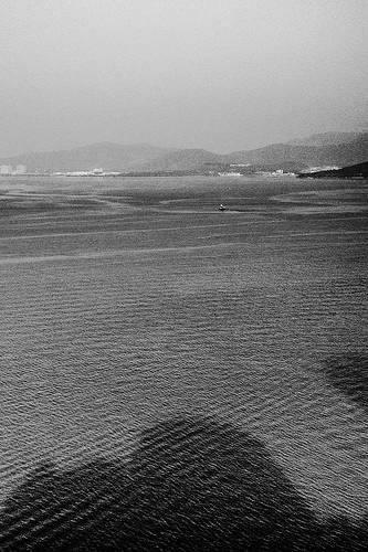 “影形不離” / 寧 Serenity / SML.20130117.IP3.07133.C23.BW | Scrolller