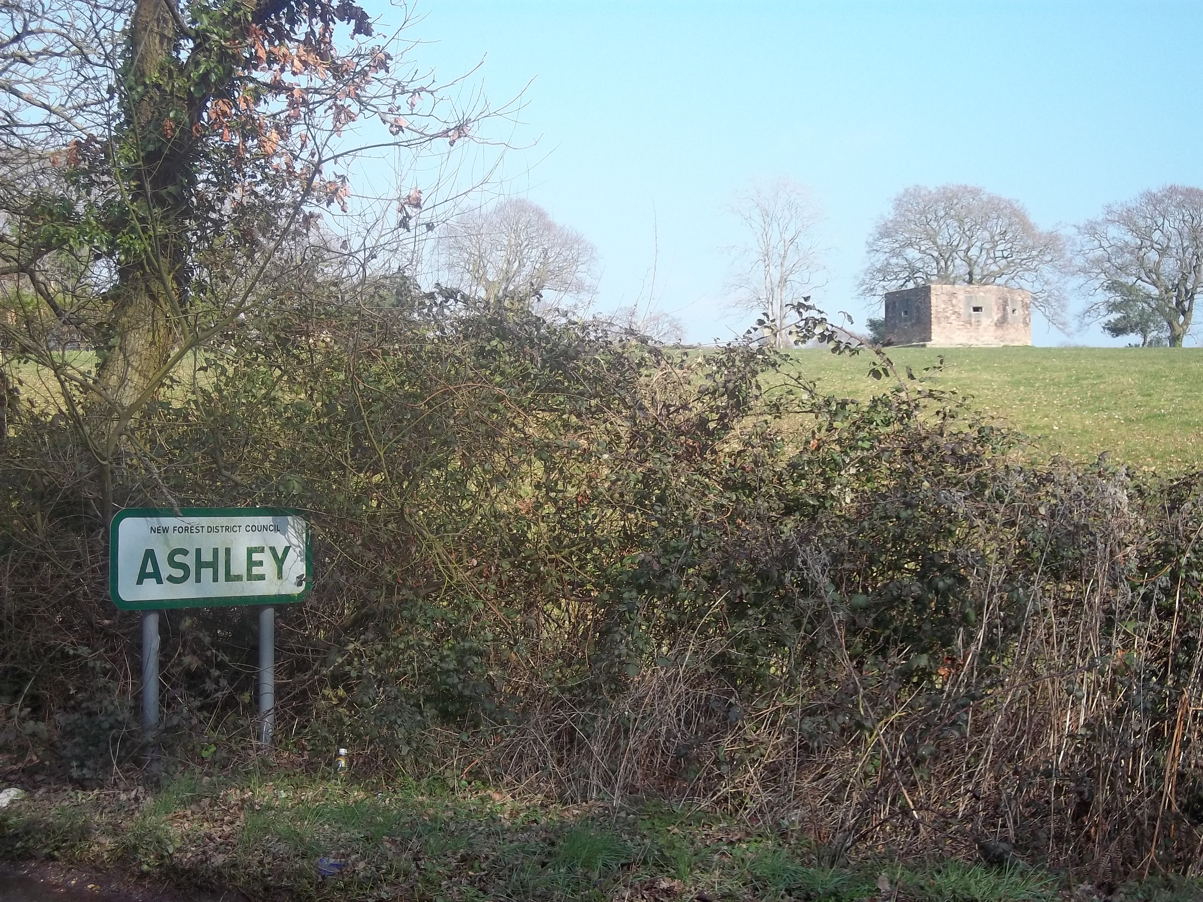 Pillbox (right) visible in the fields of Lower Ashley | Scrolller